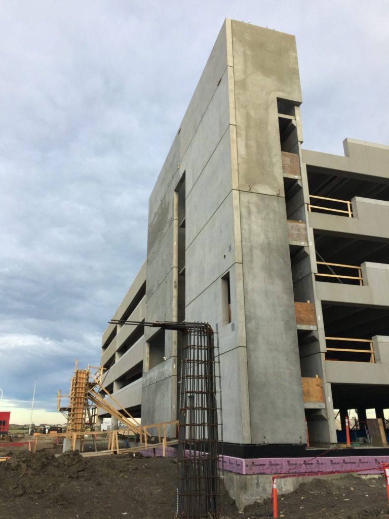 Hospital Parkade - Lindberg Construction
